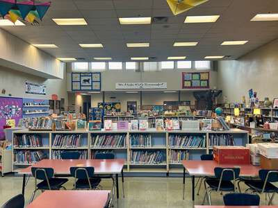 Rent Library in Salem