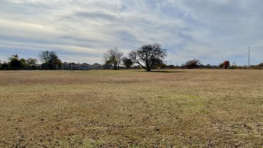 Rent Field - Practice in Fort Worth