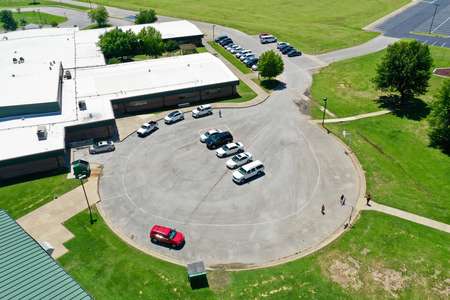 Rent Parking Lot 2 in Springdale