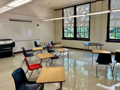 Rent Classroom Standard in Dallas