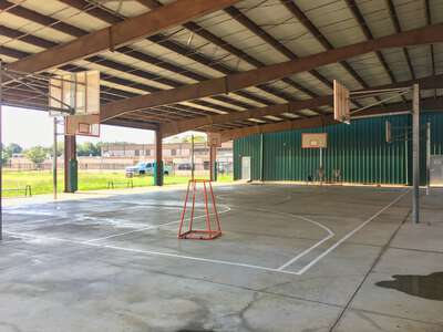 Rent Outdoor Basketball Courts in Houston