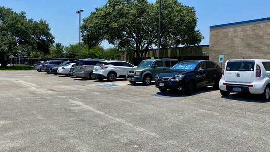 Rent Parking Lot - Back in Houston