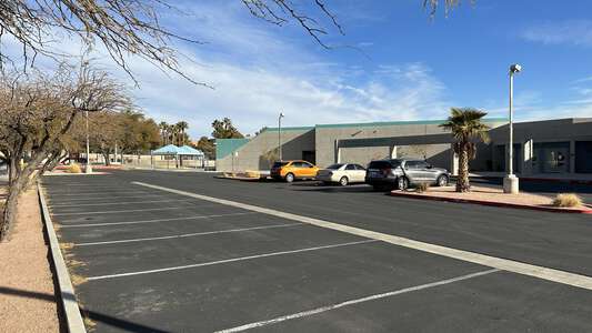 Rent Parking Lot - West in Las Vegas