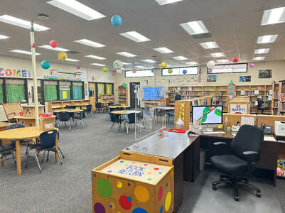 Rent Library in Powell