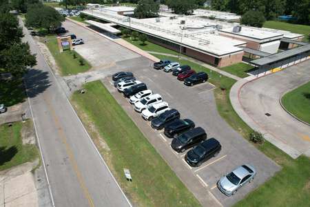 Rent Parking Lot - Front in Houston