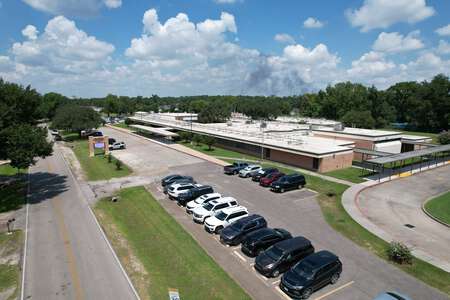 Rent Parking Lot - Front in Houston