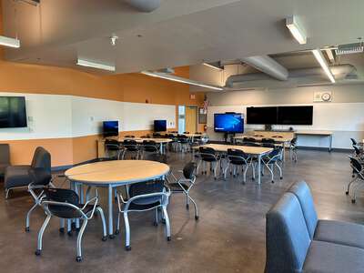 Rent Classroom Standard in Fresno