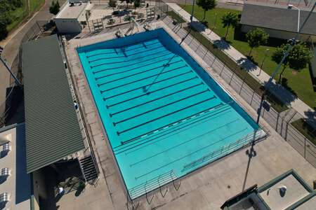 Rent Pool in Fresno