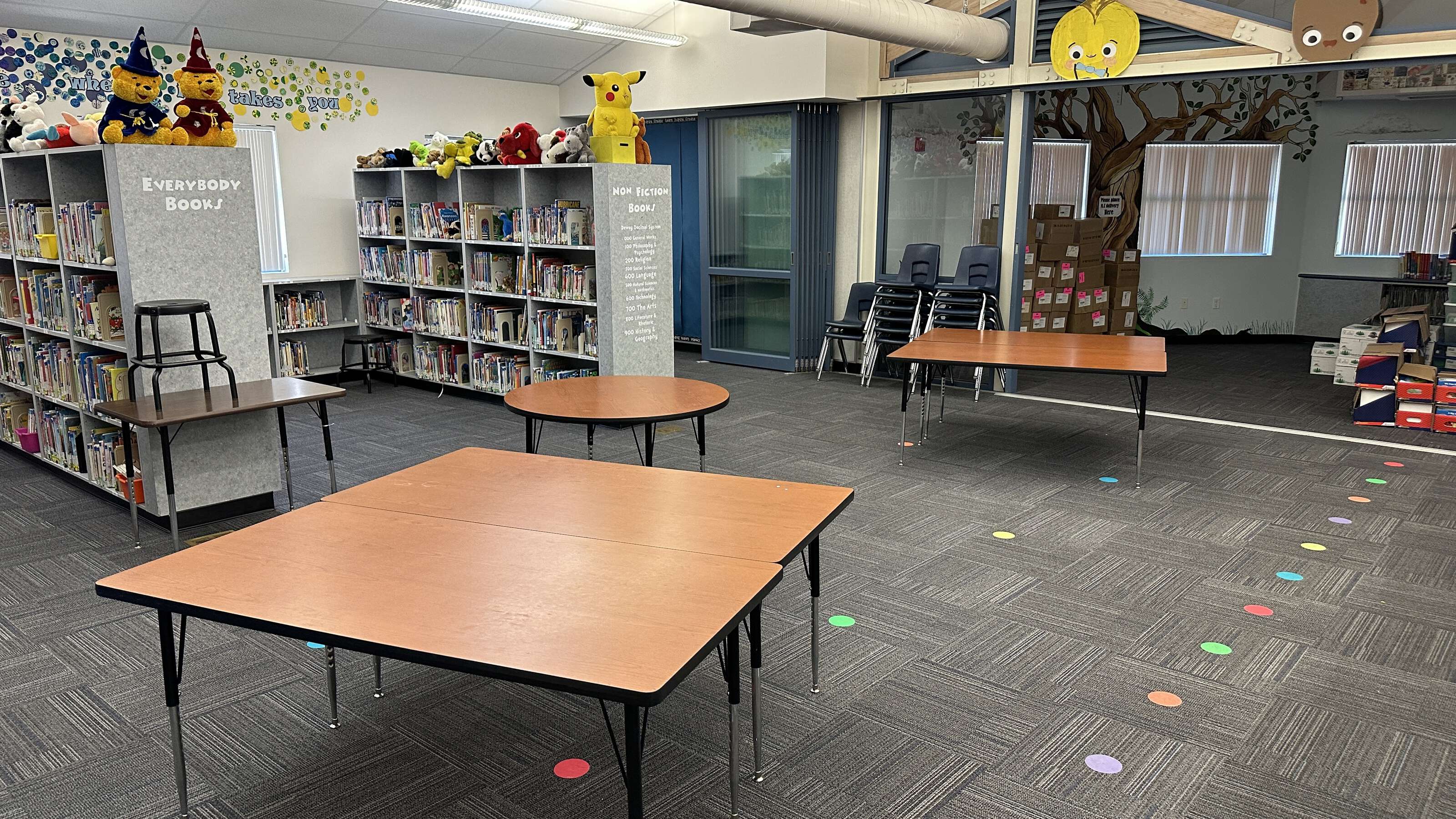 Rent a Library (Small) in Roseville CA 95661