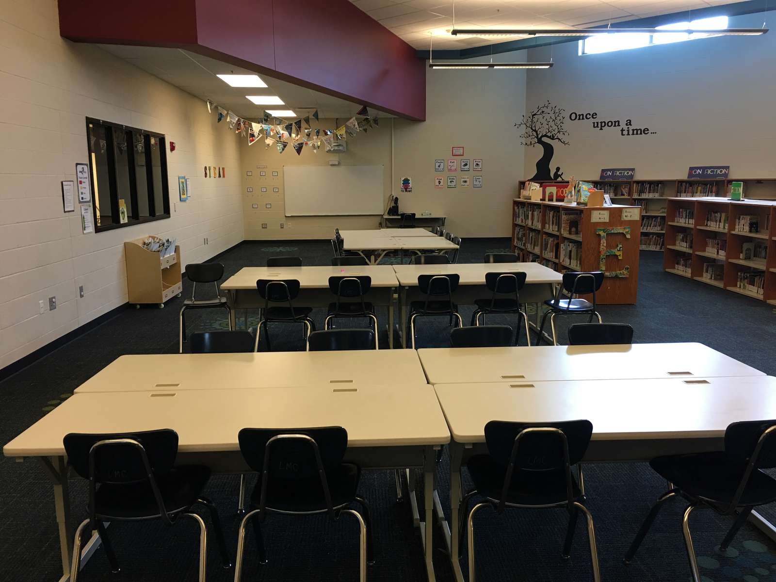 Rent a Library (Small) in Independence MO 64057