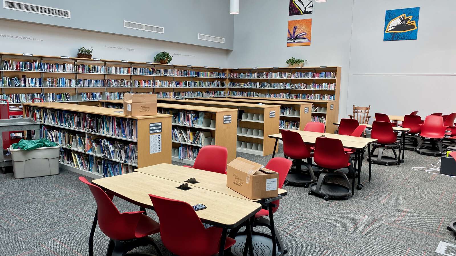 Rent a Library (Large) in Cincinnati OH 45246