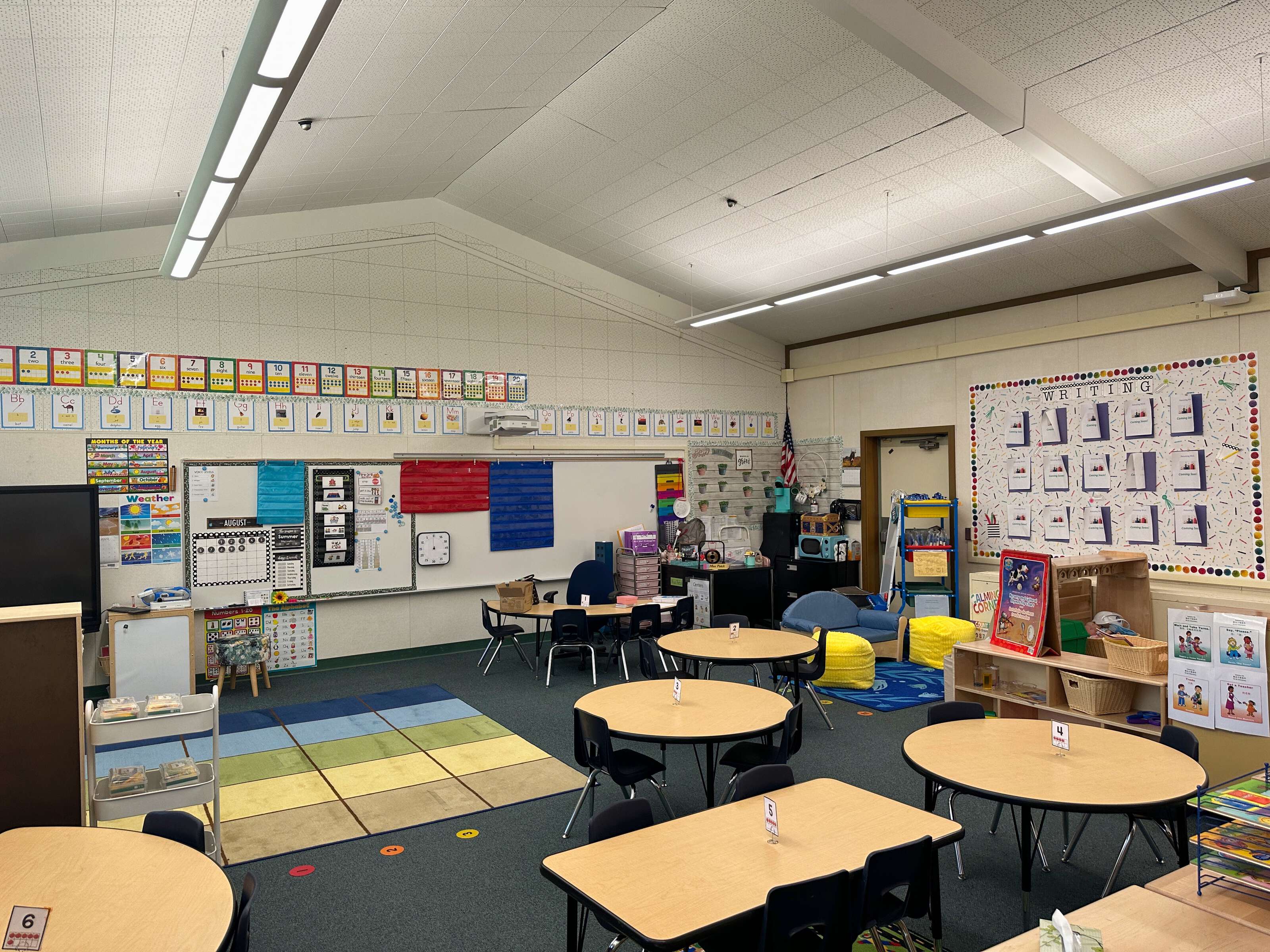 Rent a Classroom (Small) in Fresno CA 93704