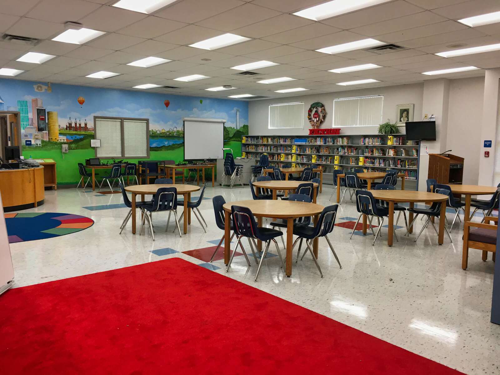 Rent a Library (Small) in Tampa FL 33614