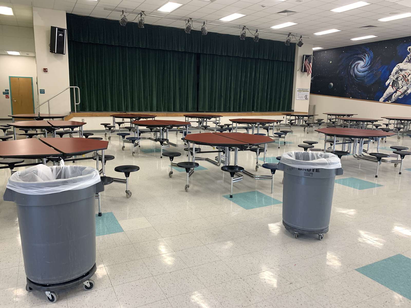 Rent a Cafeteria (Small) in Tampa FL 33619