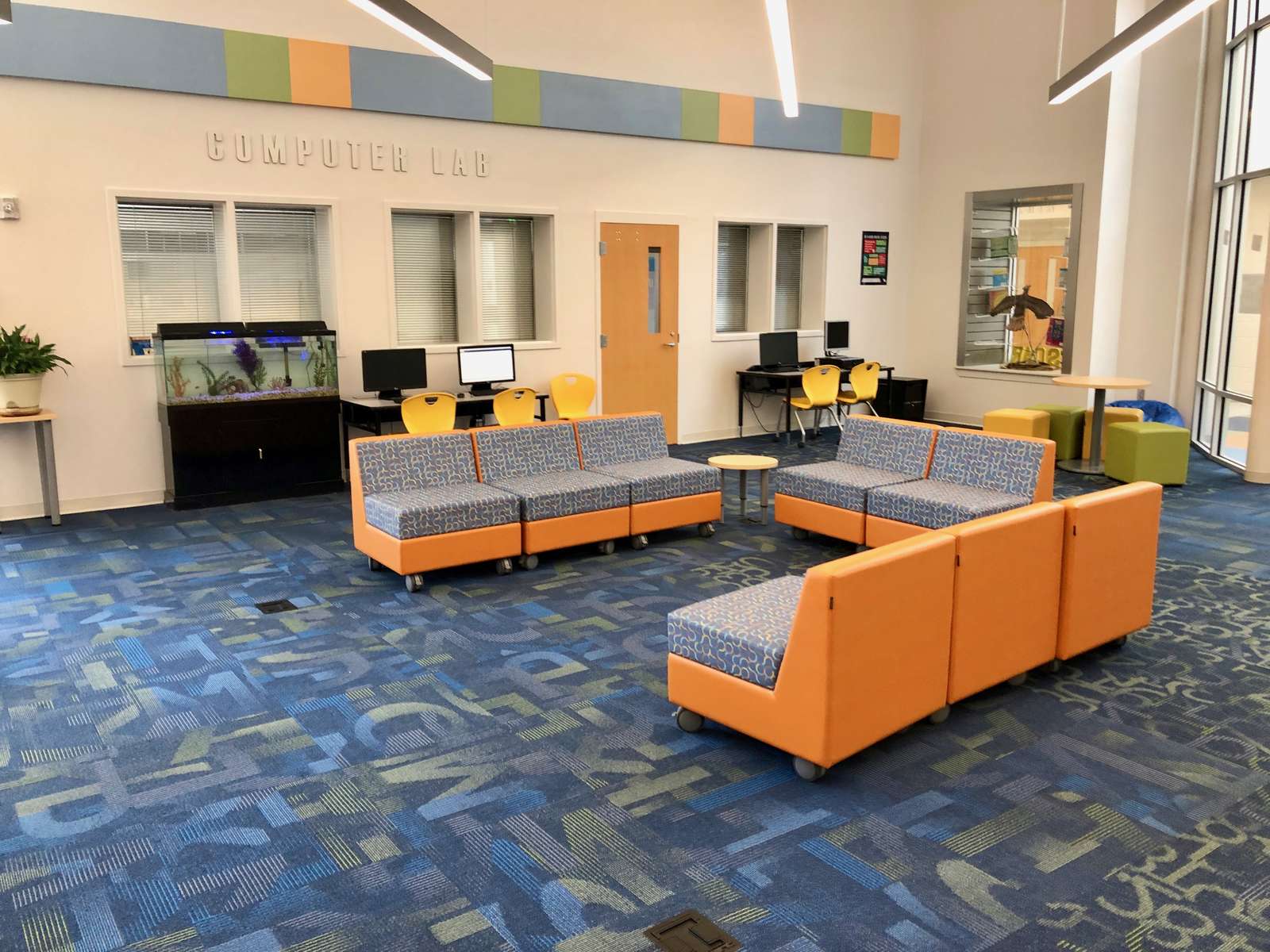 Rent a Library (Small) in Savannah GA 31410