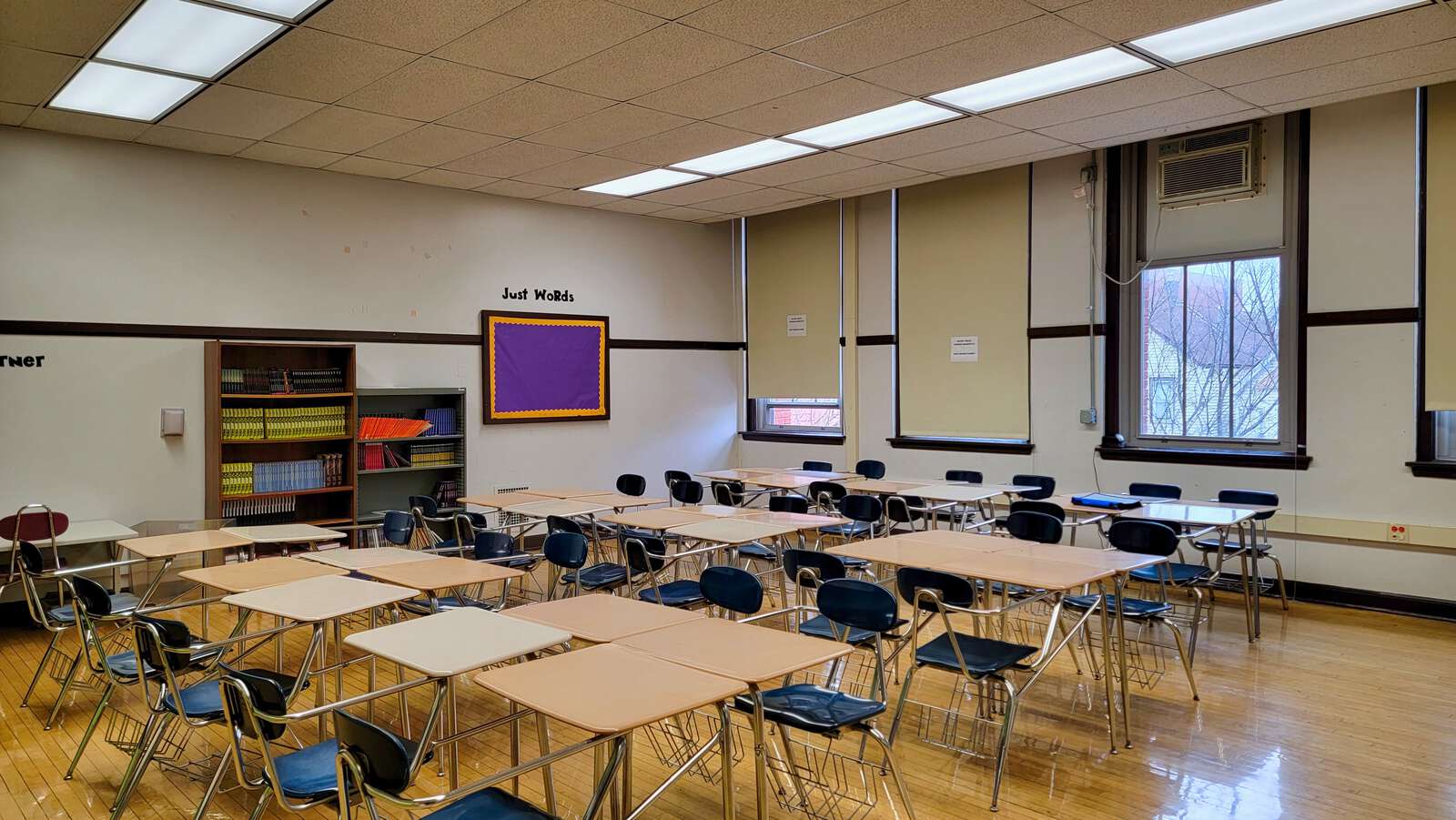 Rent a Classroom (Large) in Chicago IL 60617