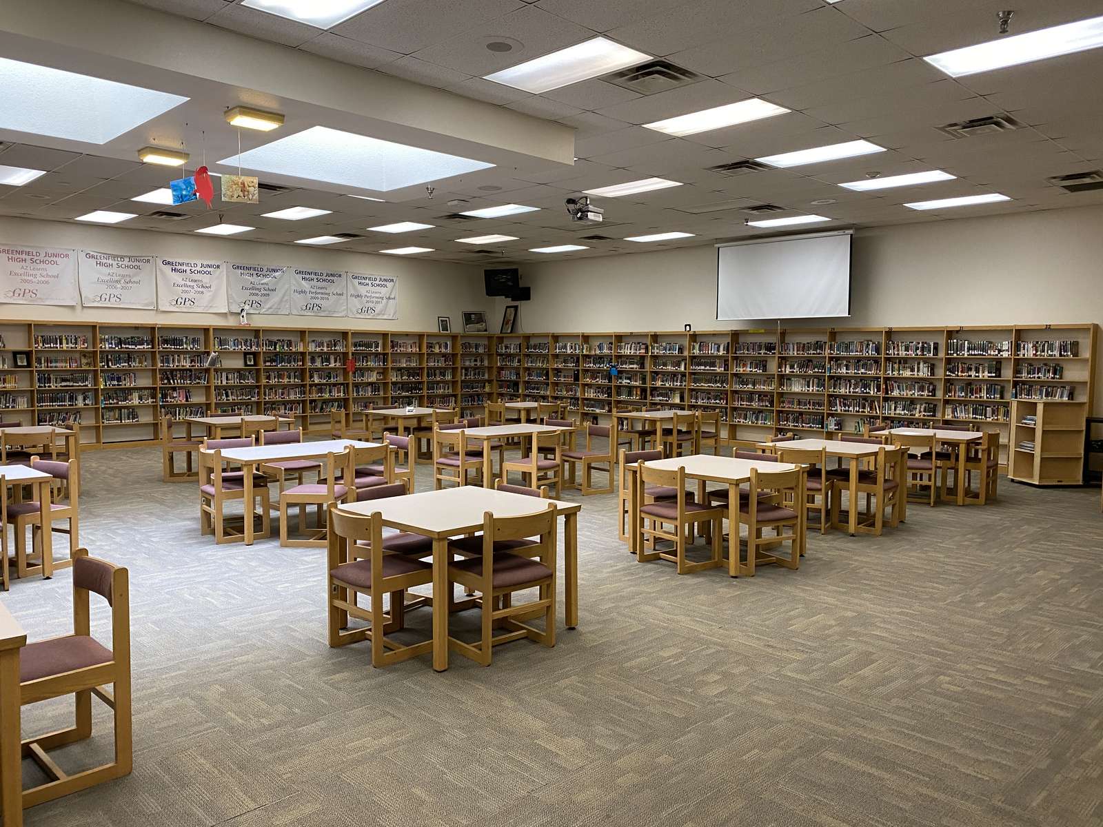 Rent a Library (Medium) in Gilbert AZ 85296