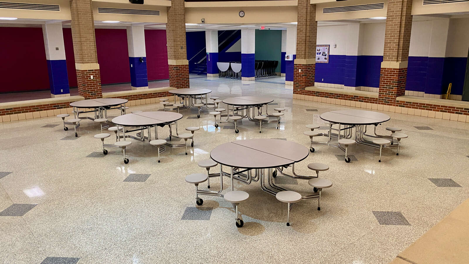 Rent a Cafeteria (Large) in Houston TX 77009