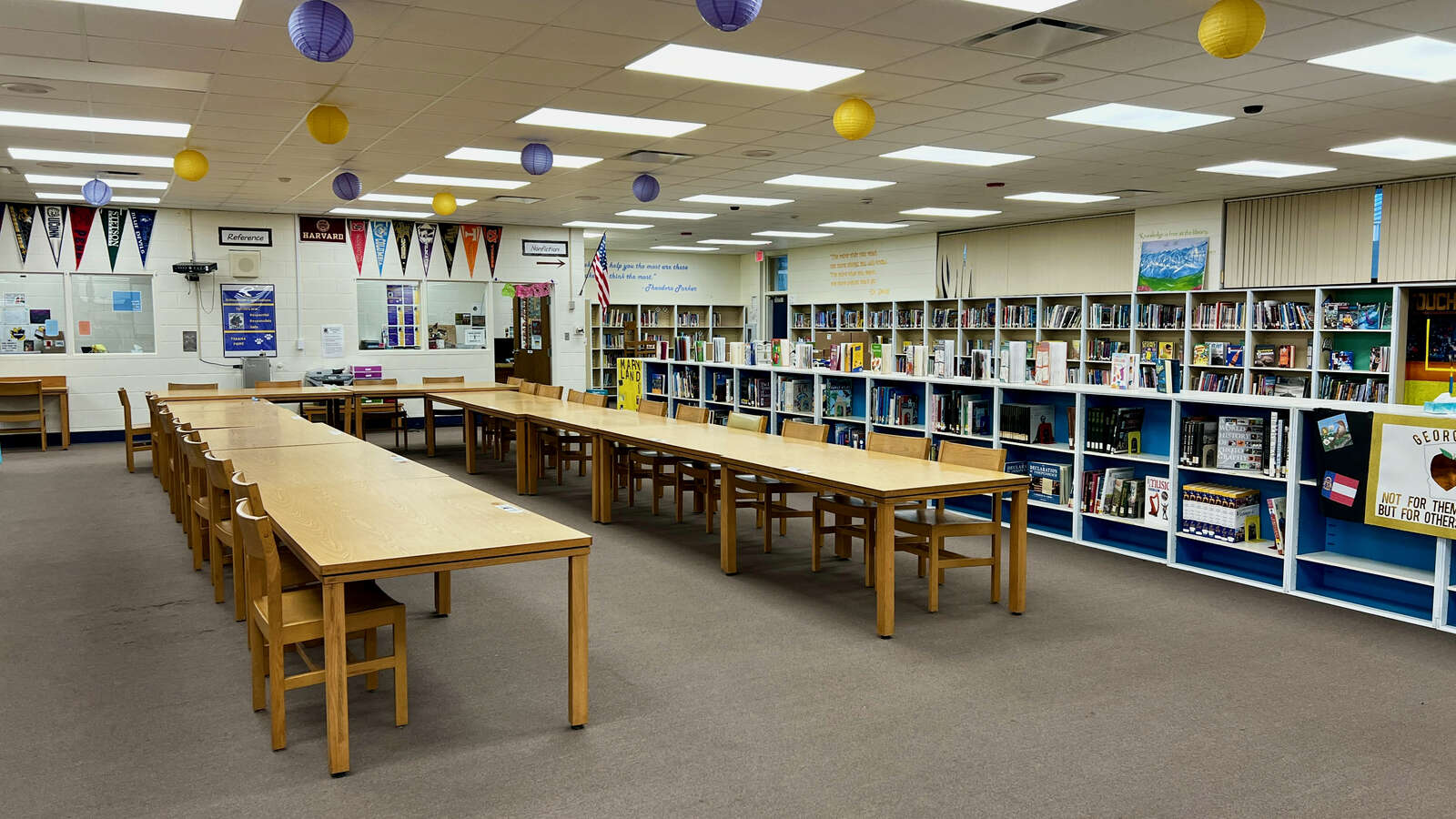 Rent a Library (Medium) in DeLand FL 32724