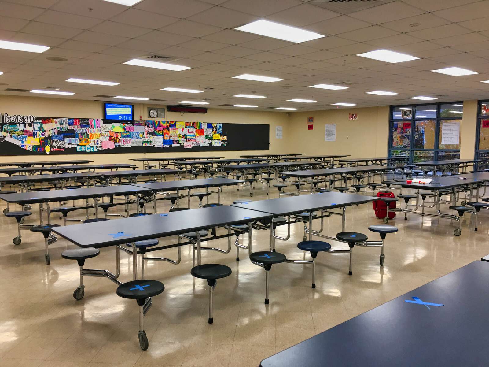 Rent a Cafeteria (Medium) in Tampa FL 33624