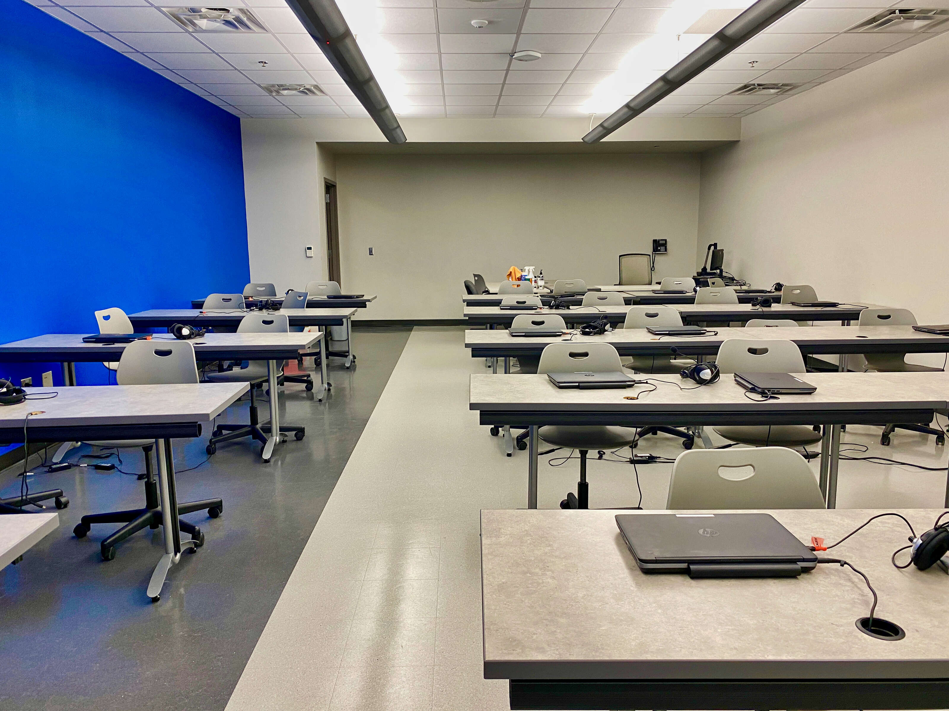 Rent a Computer Lab in Columbus IN 47201