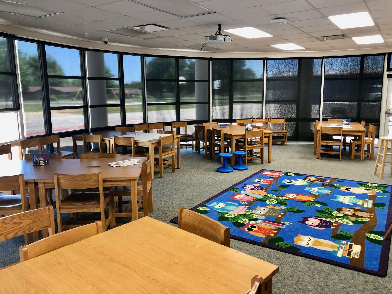 Rent a Library (Small) in Springdale AR 72764