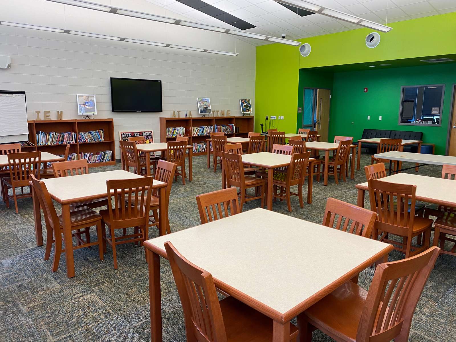 Rent a Library (Small) in Eustis FL 32726