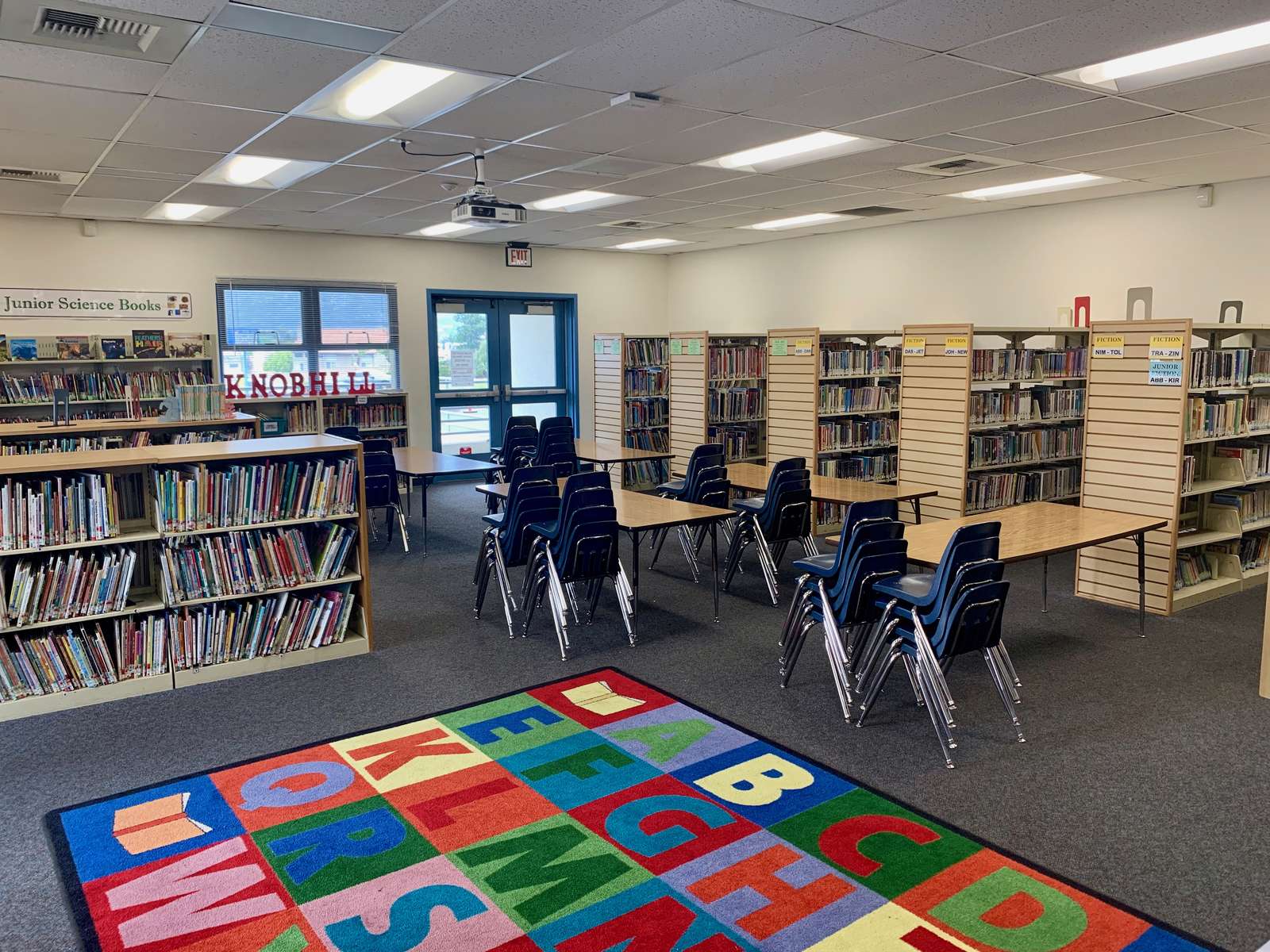 Rent a Library (Small) in San Marcos CA 92069