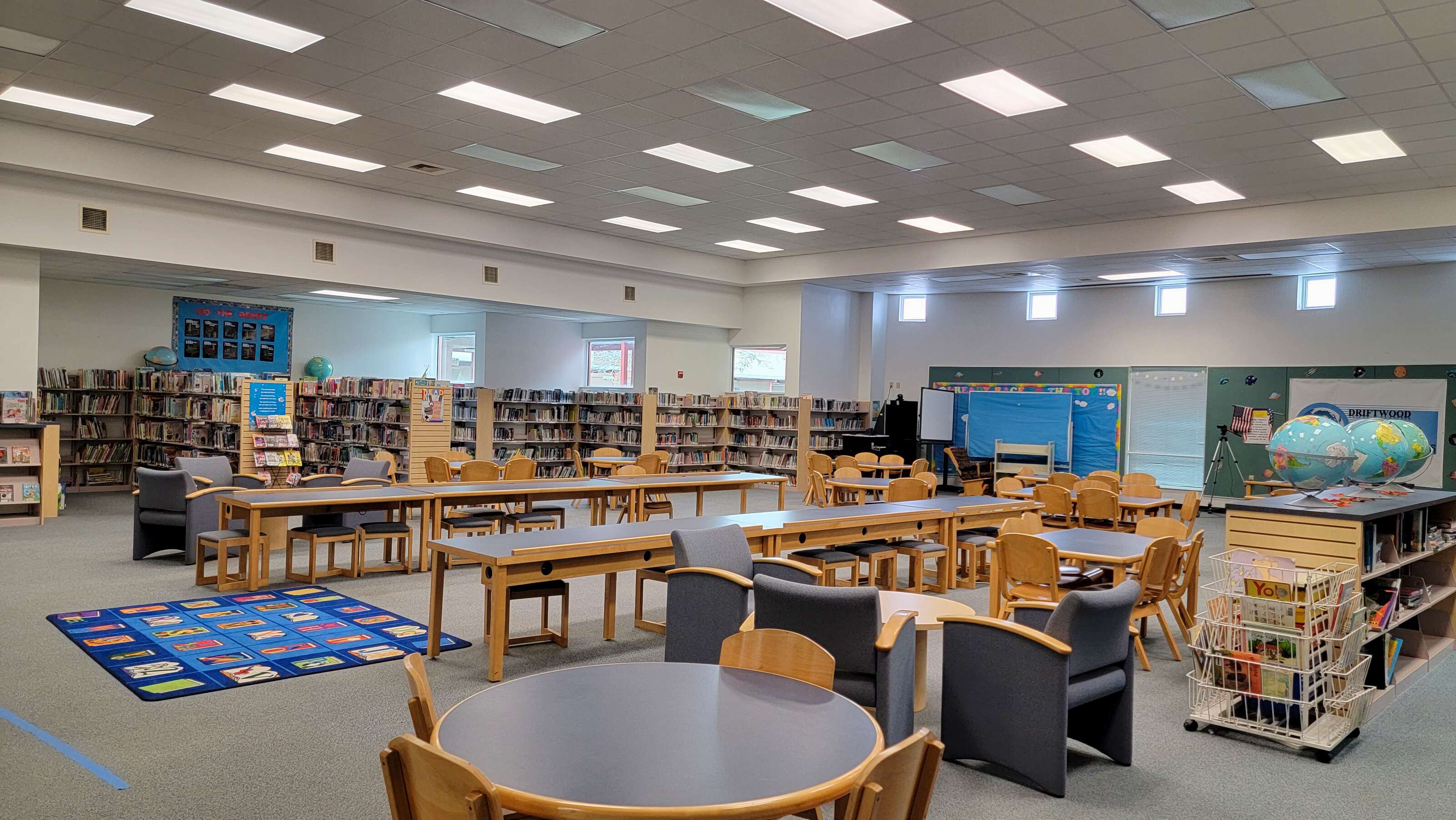 Rent a Library (Small) in Hollywood FL 33024