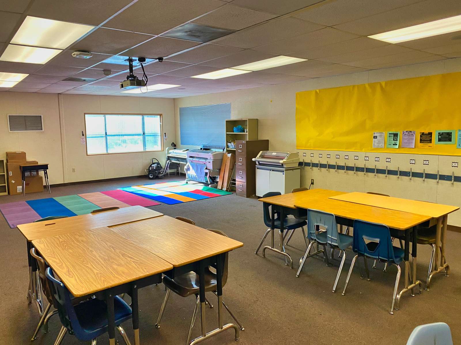 Rent a Classroom (Small) in San Bernardino CA 92407