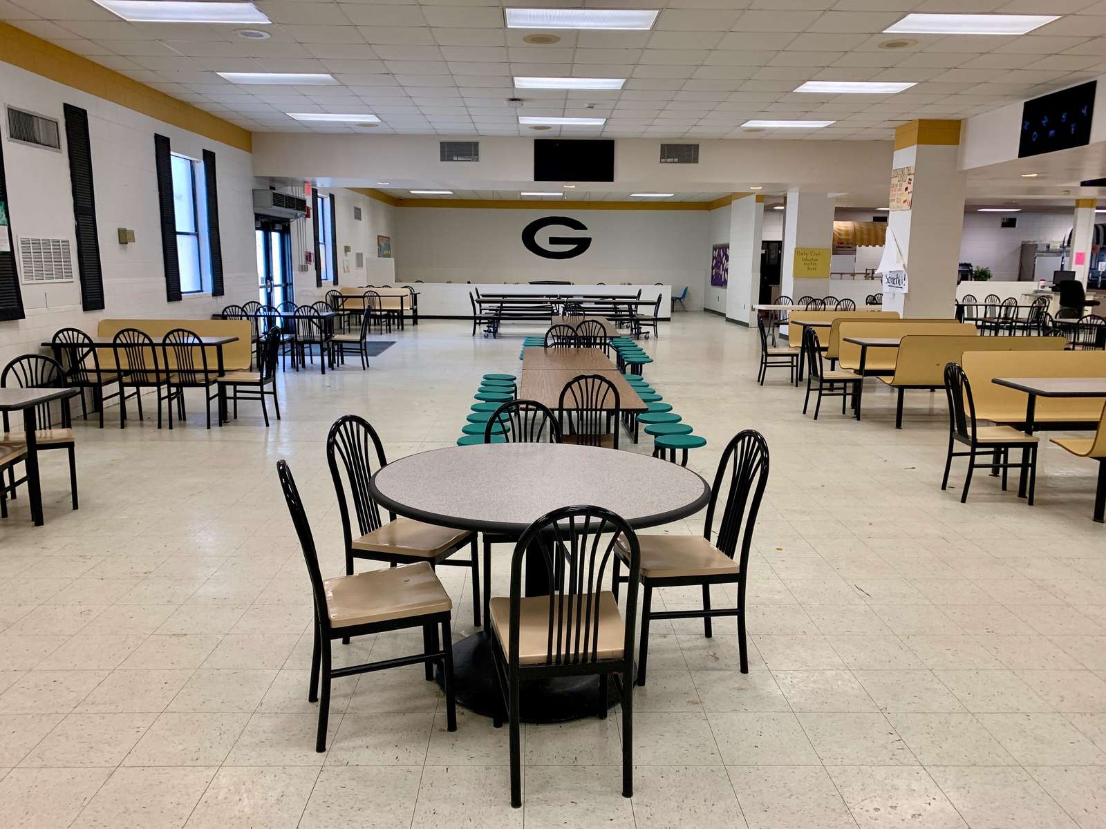 Rent a Cafeteria (Large) in Savannah GA 31408