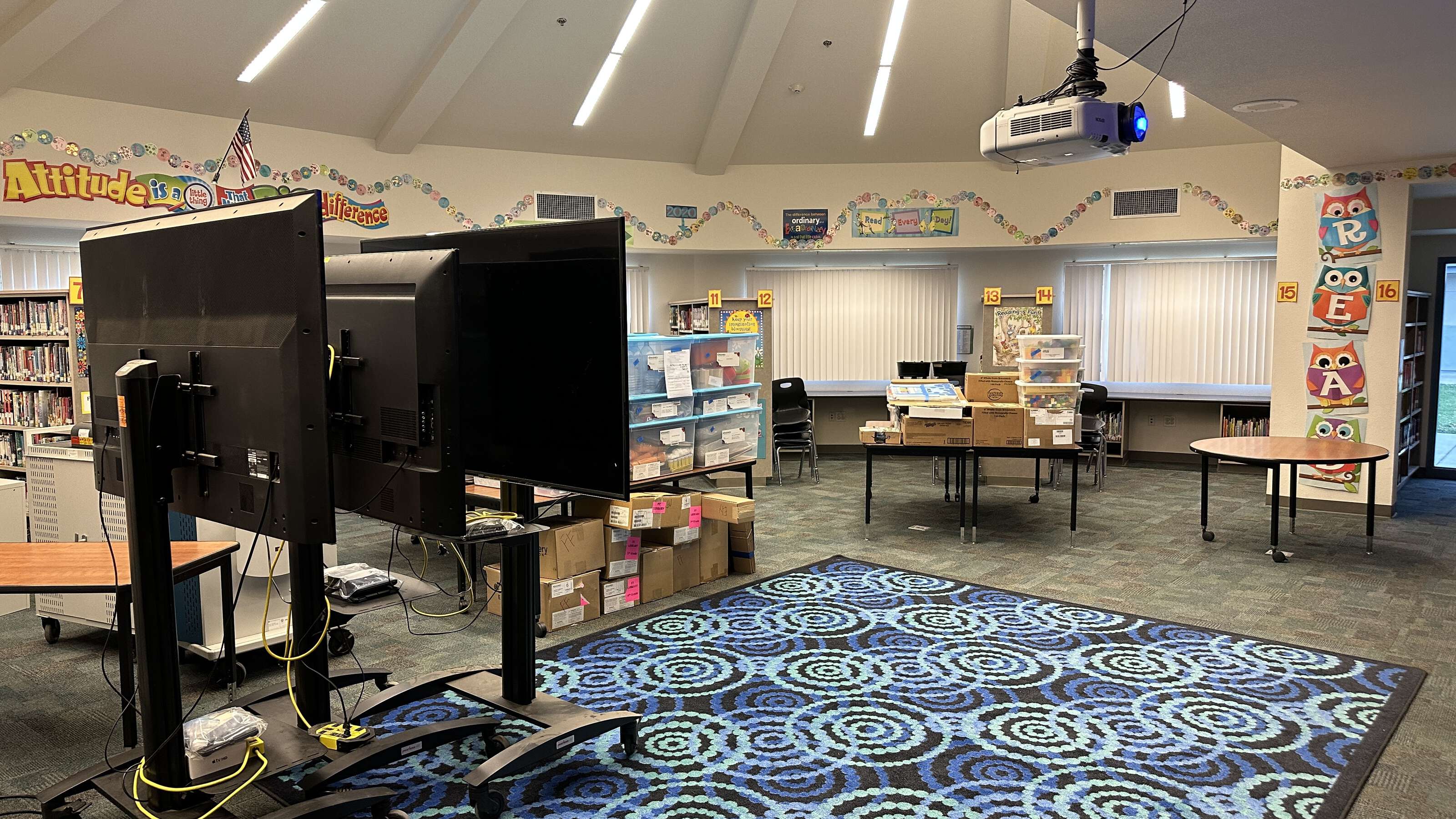 Rent a Library (Small) in Roseville CA 95747