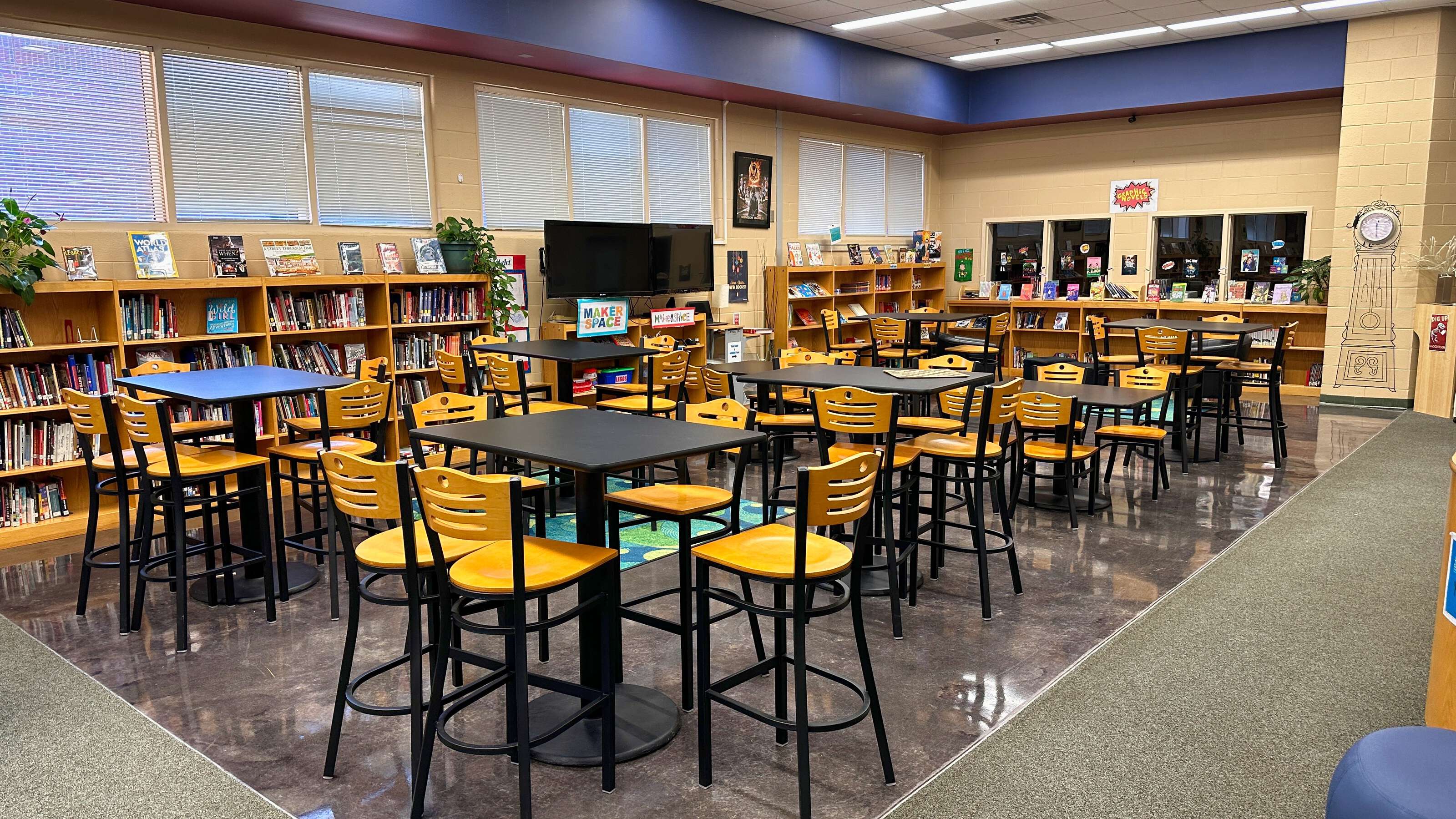 Rent a Library (Medium) in Cumming GA 30028