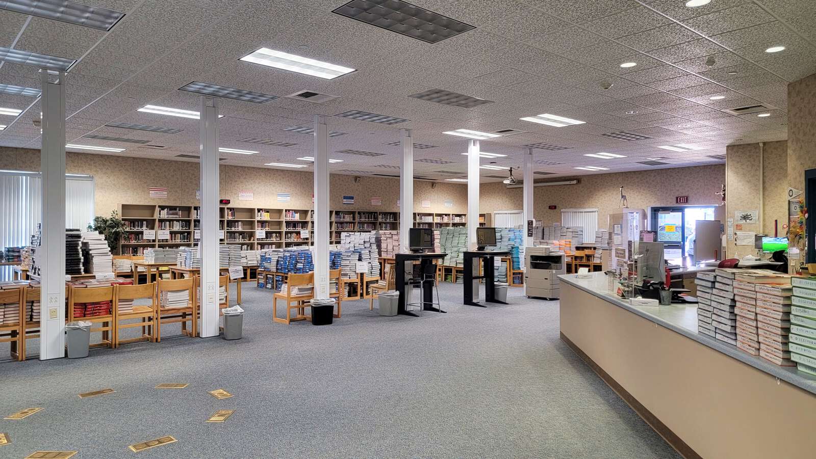 Rent a Library (Large) in Temecula CA 92592