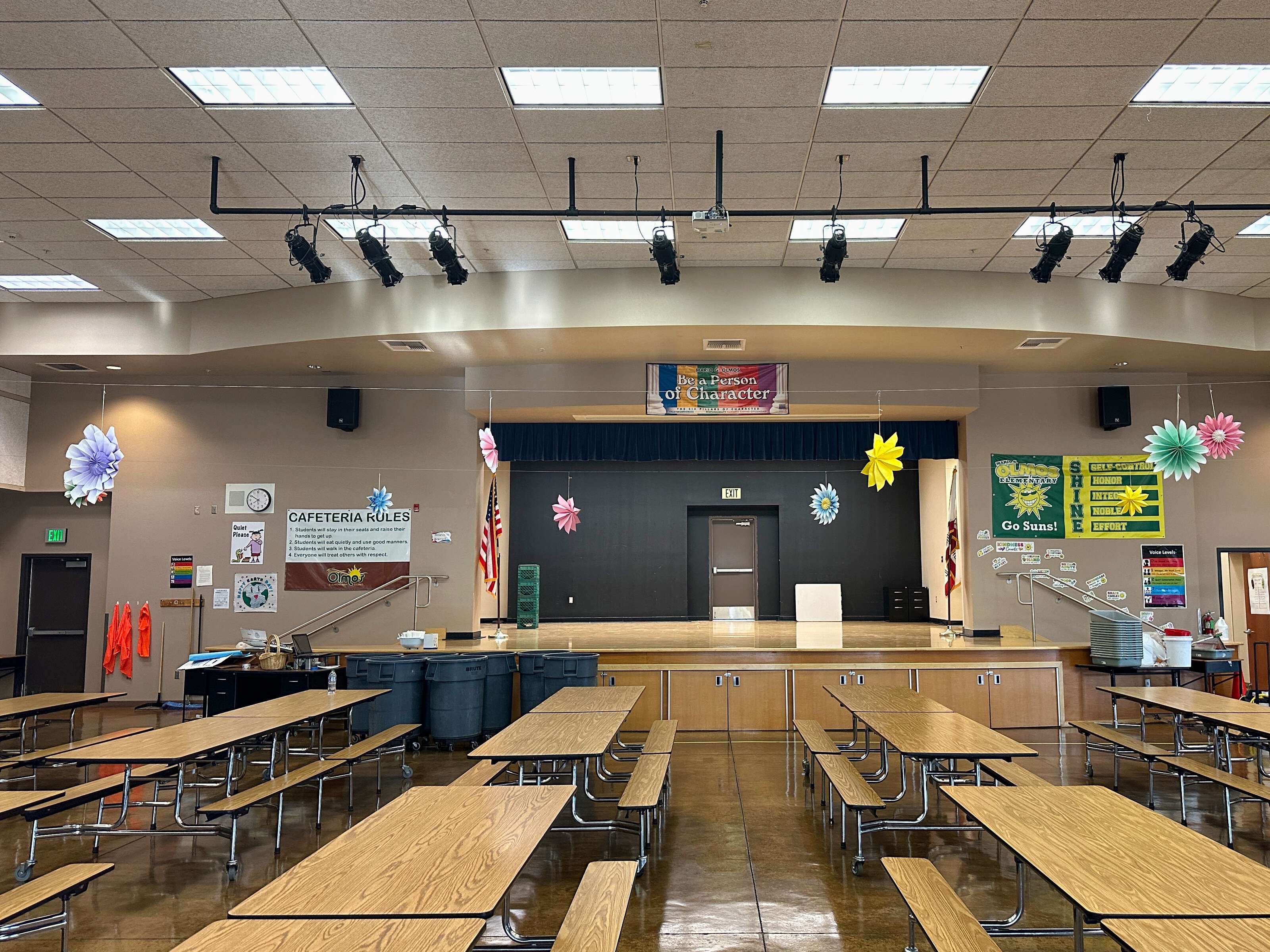 Rent a MPR (Small) in Fresno CA 93727