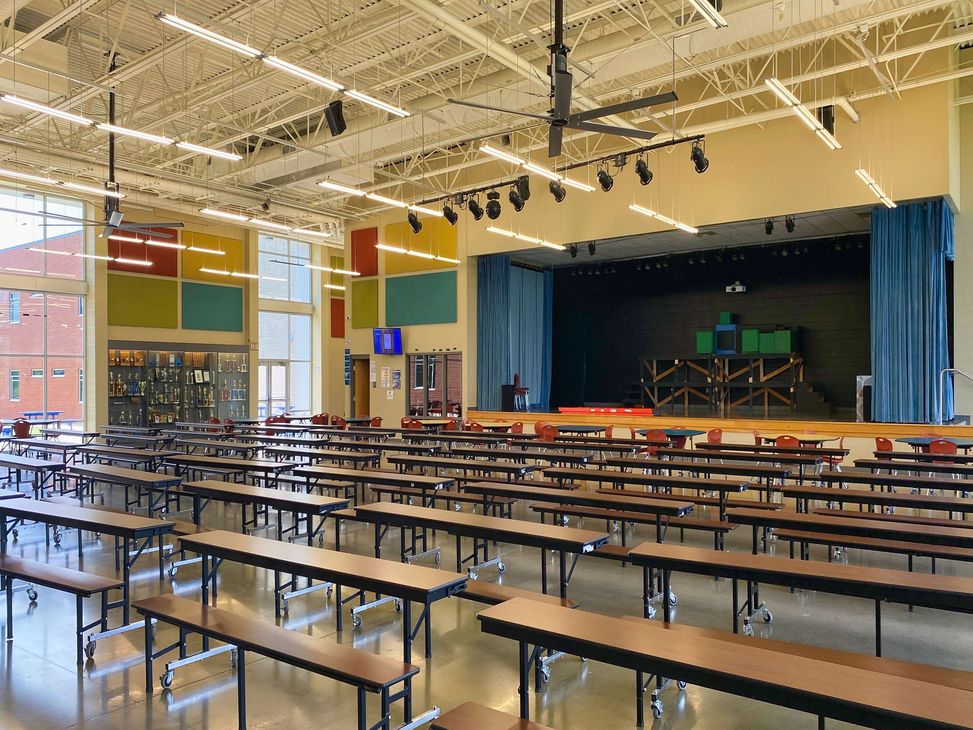 Rent a Cafeteria (Medium) in Bentonville AR 72712