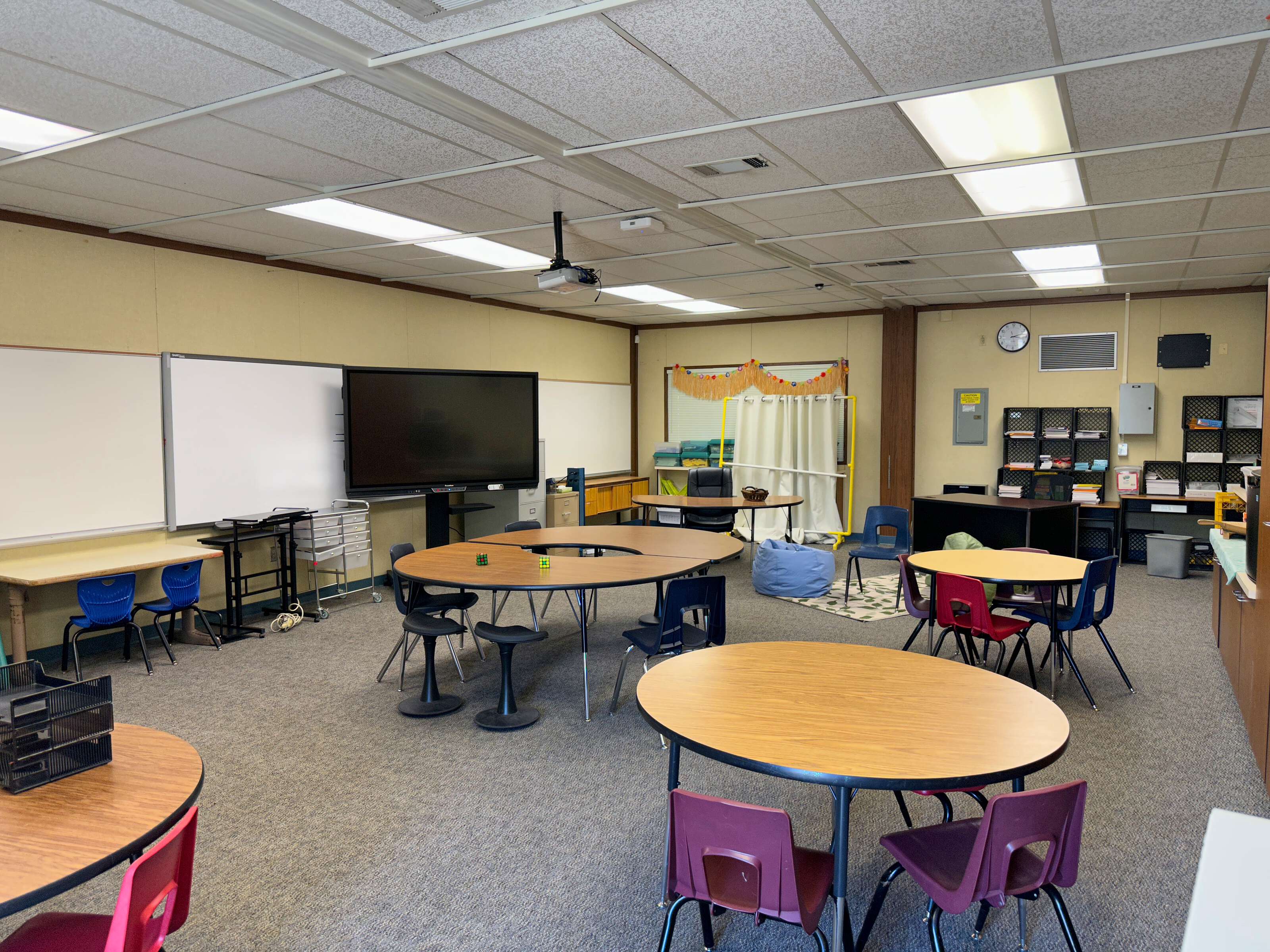 Rent a Classroom (Small) in Fresno CA 93726