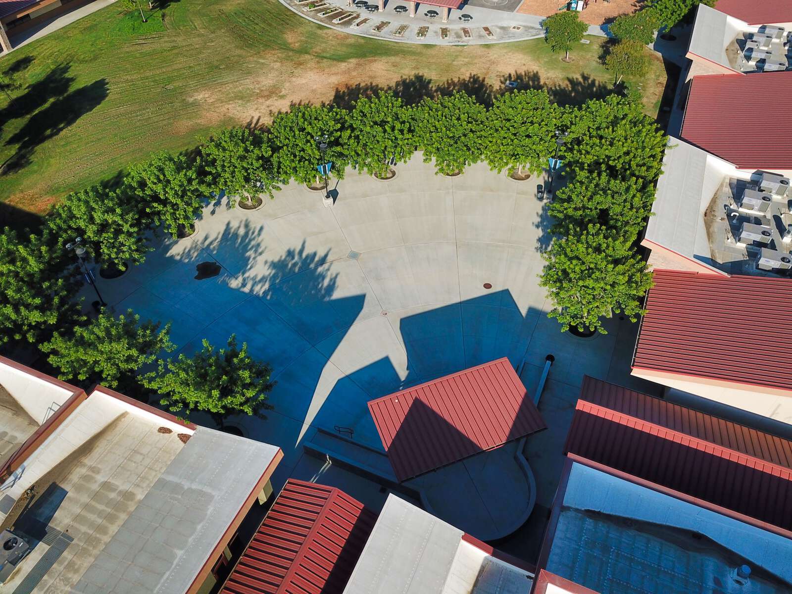 Rent a Outdoor Area in Visalia CA 93291