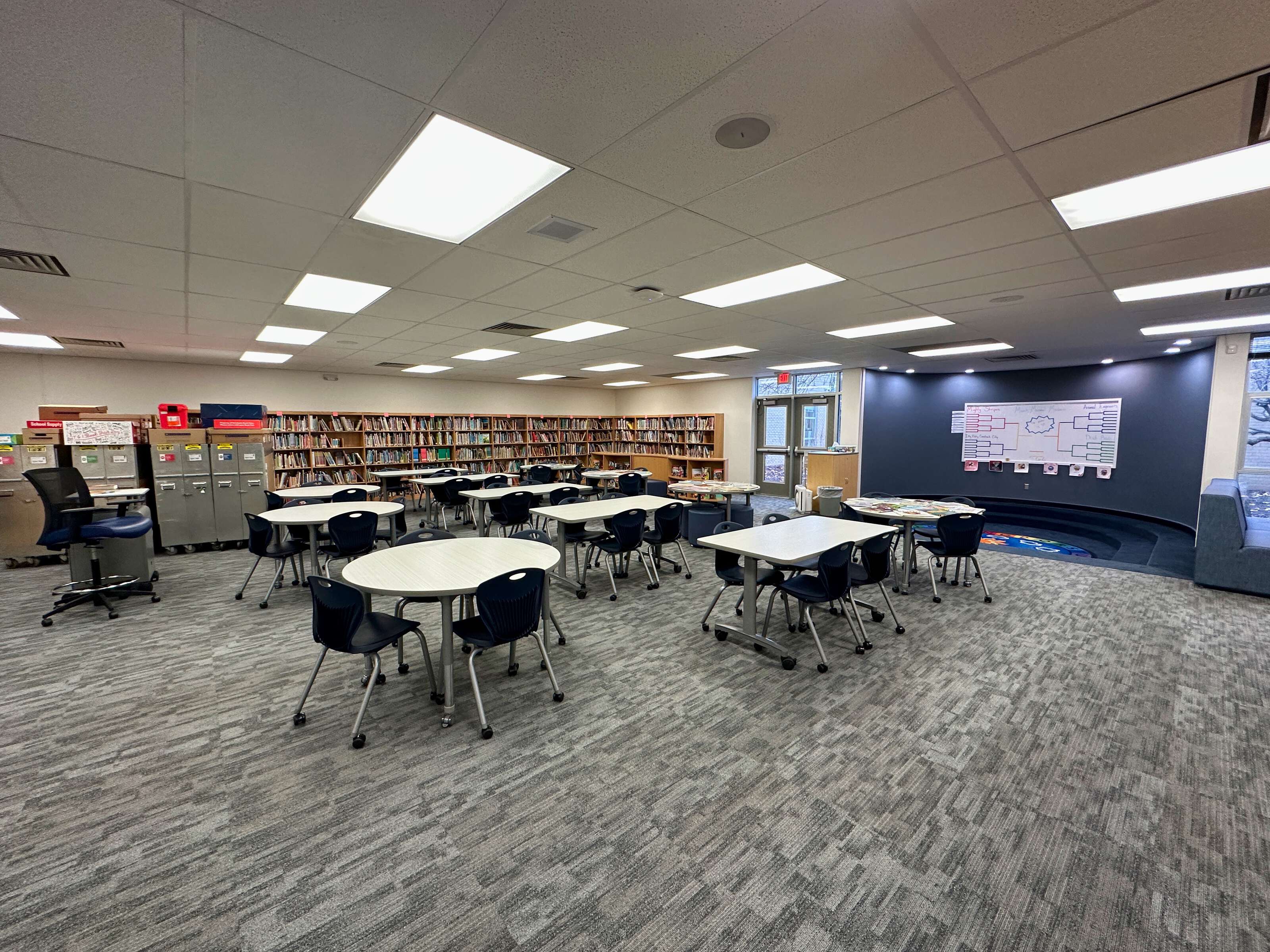 Rent a Library (Small) in Liberty MO 64068