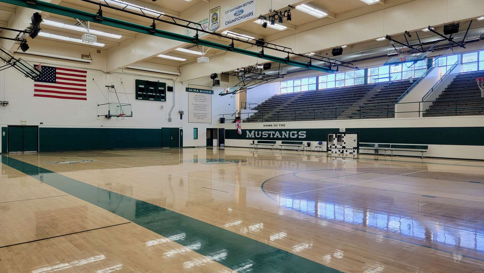 Rent A Gym Large In Costa Mesa CA 92626