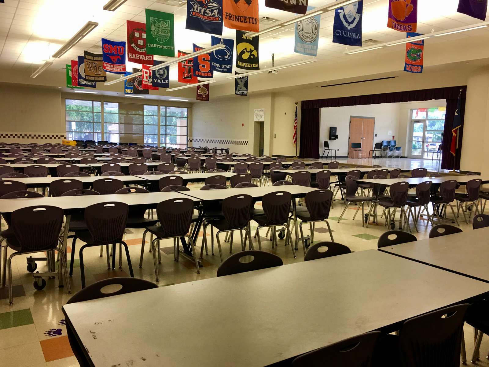 Rent a Cafeteria (Small) in San Antonio TX 78212