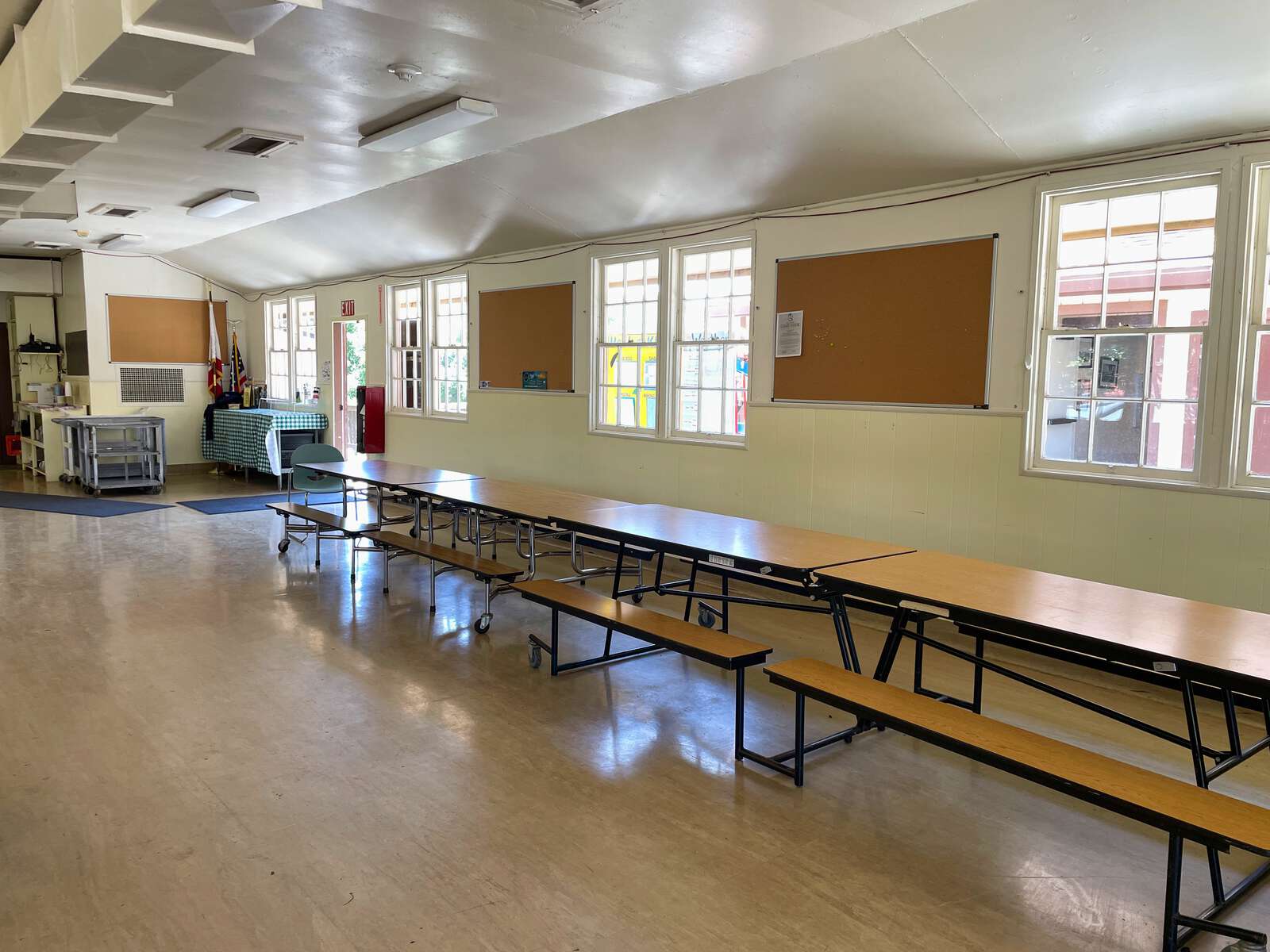 Rent a Cafeteria (Large) in San Luis Obispo CA 93405