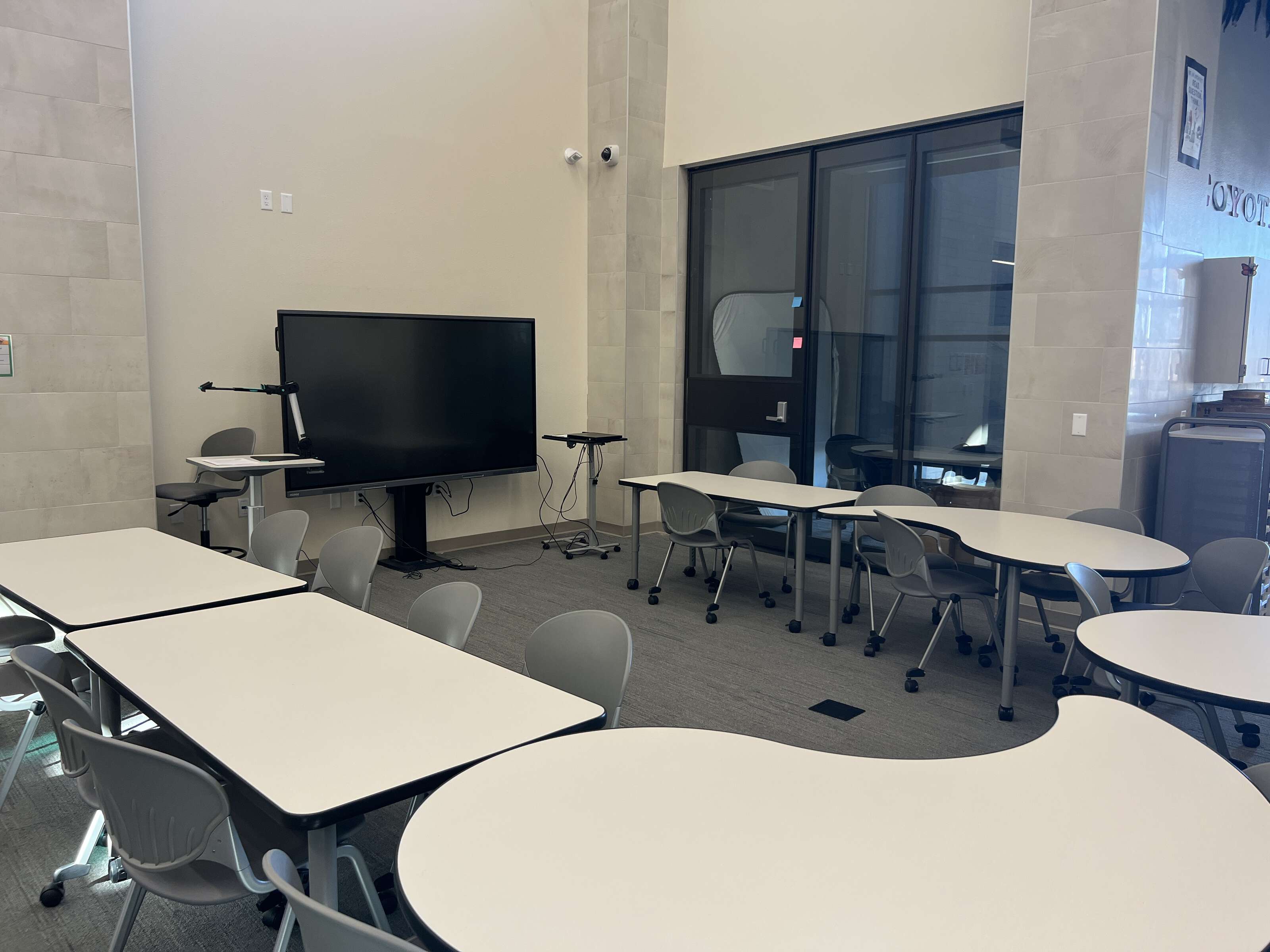 Rent a Library (Small) in Haslet TX 76052