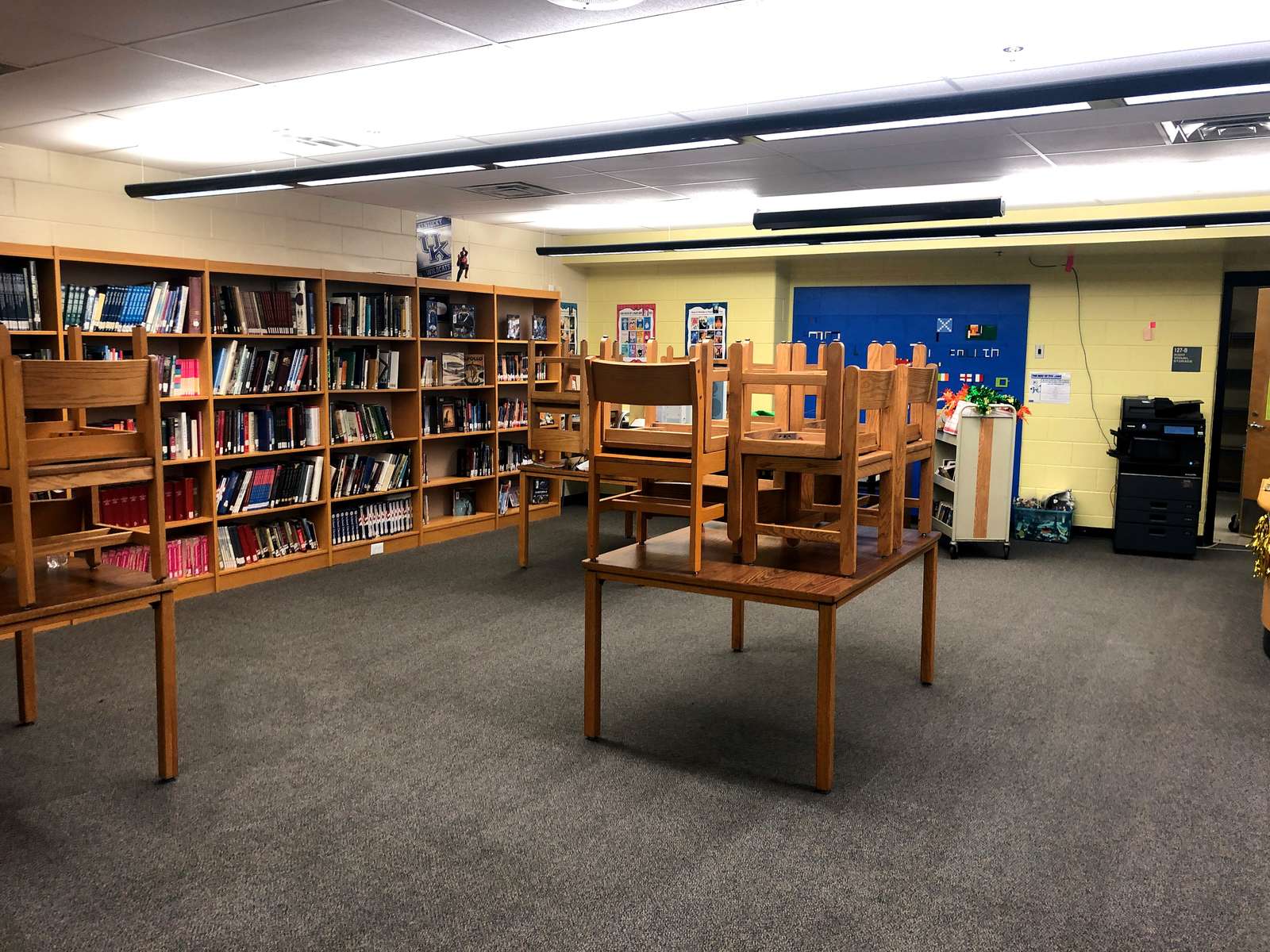 Rent a Library (Medium) in Lexington KY 40508
