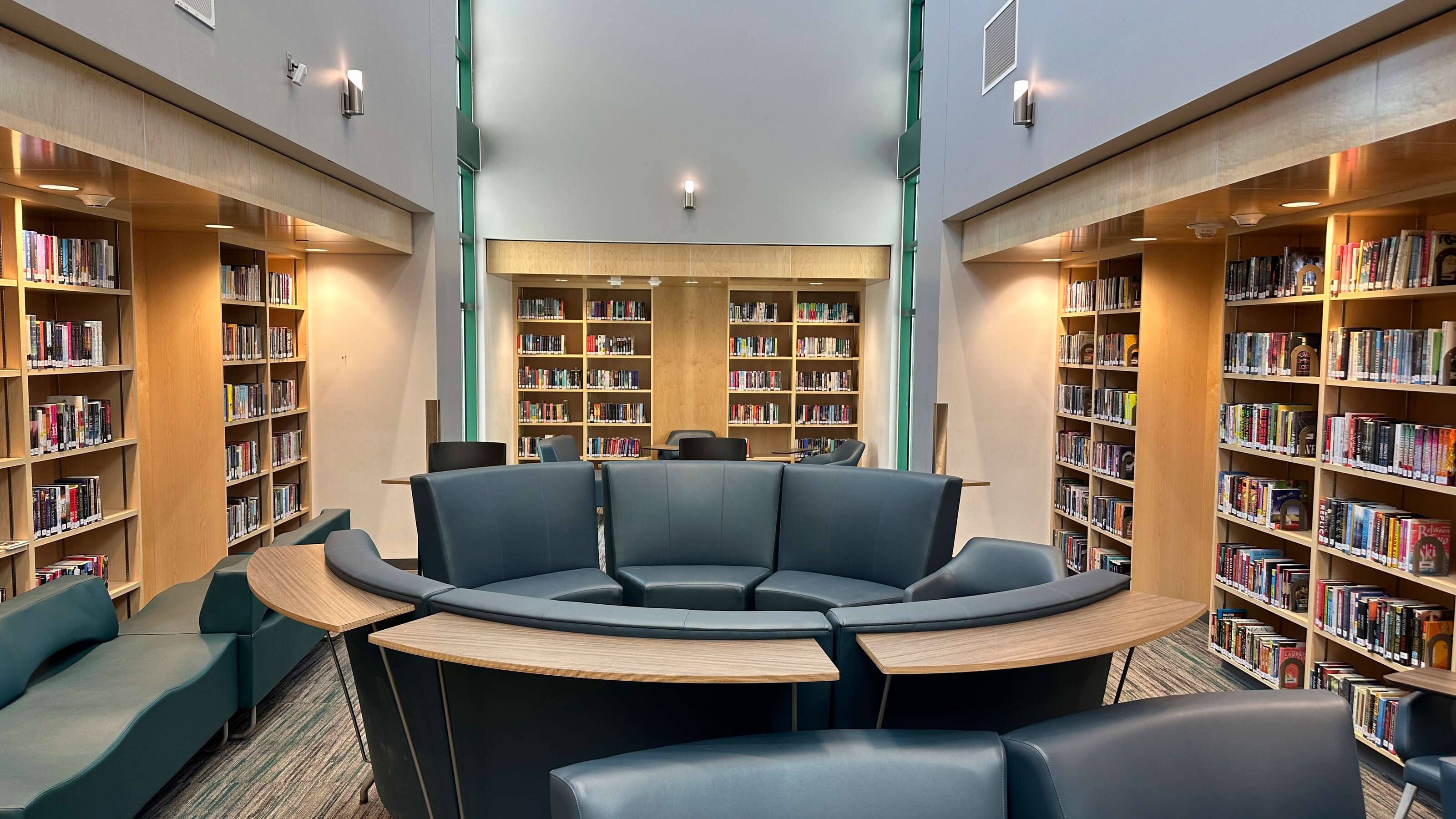 Rent a Library (Large) in Perris CA 92571