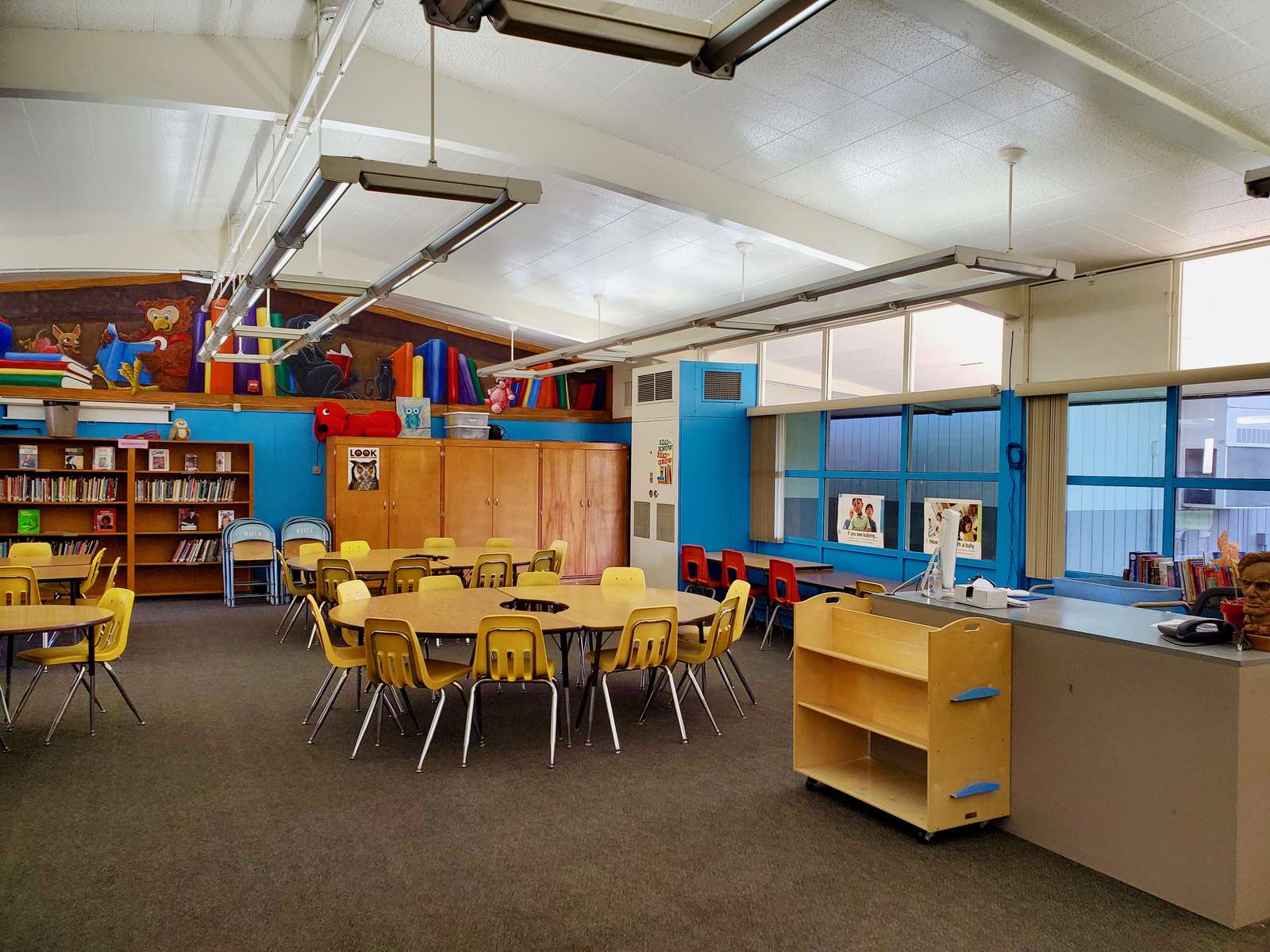 Rent a Library (Small) in La Habra CA 90631