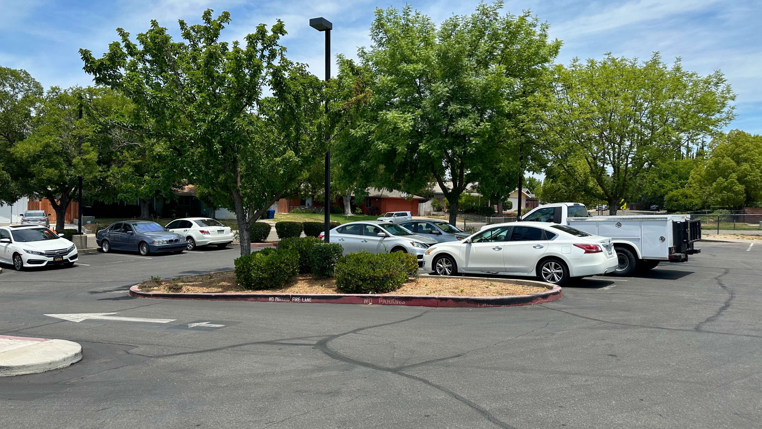 rent-a-parking-lot-small-in-sacramento-ca-95842