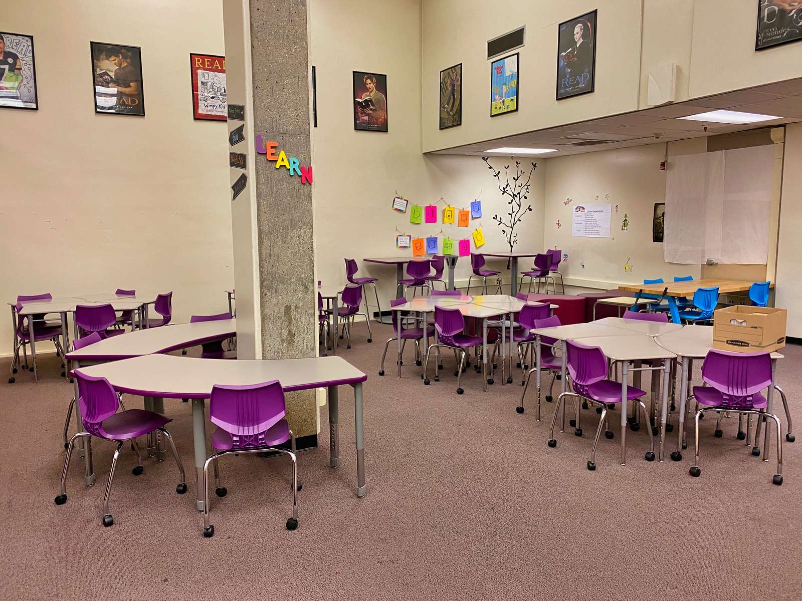 Rent a Library (Medium) in Highland CA 92346