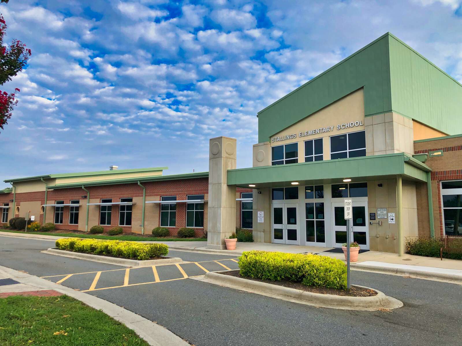 Rent fields, gyms, theaters and more in Stallings